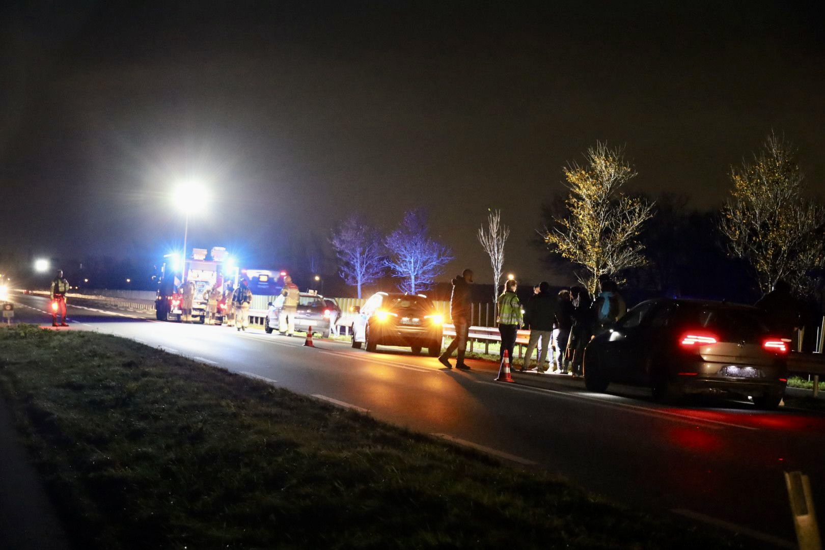 Ongeval op Jaagweg: achtergelaten auto, een drankrijder én een ... Ongeval op Jaagweg: achtergelaten auto, een drankrijder én een ...